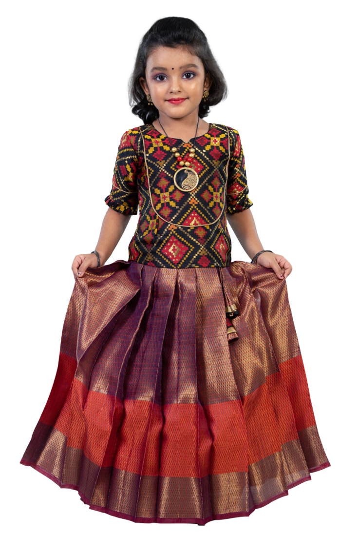 Shivangi Girls Black Traditional Border Pattu Pavadai - Shivangi - 3766243