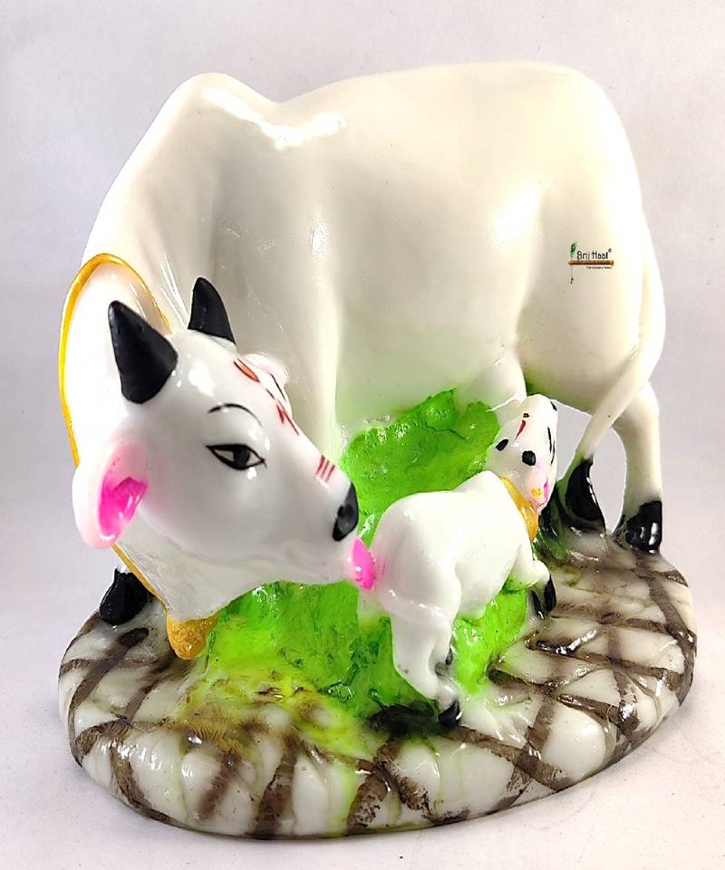 Big size Polyresin kamdhenu Cow and Calf Showpiece Decorative Gift Item ...