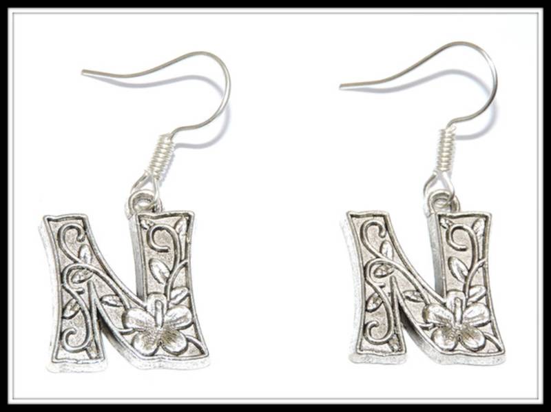 Alphabet Earring - N - Kaveri Karakushala - 596592