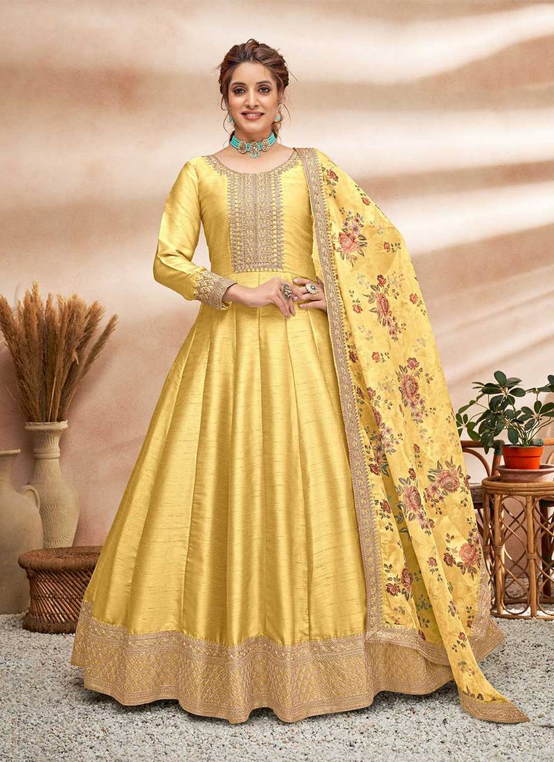 Elegant Jari Embroidery Work With Beautiful Floral Print Work In ...