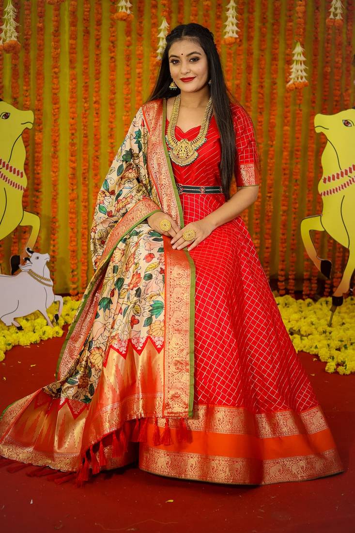 BK sashirekha pattu gown with dupatta and belt - Bullionknot - 4080110
