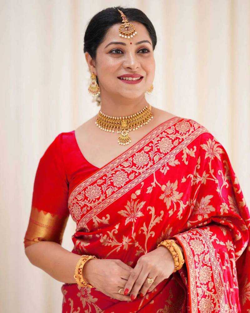Red Color Soft Kanjeevaram Silk Saree With Blouse Piece. - Green Pears ...