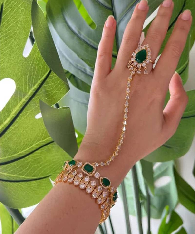 Green & Gold Ruhaani Hathphool - MOZAATI DESIGNS - 4108257