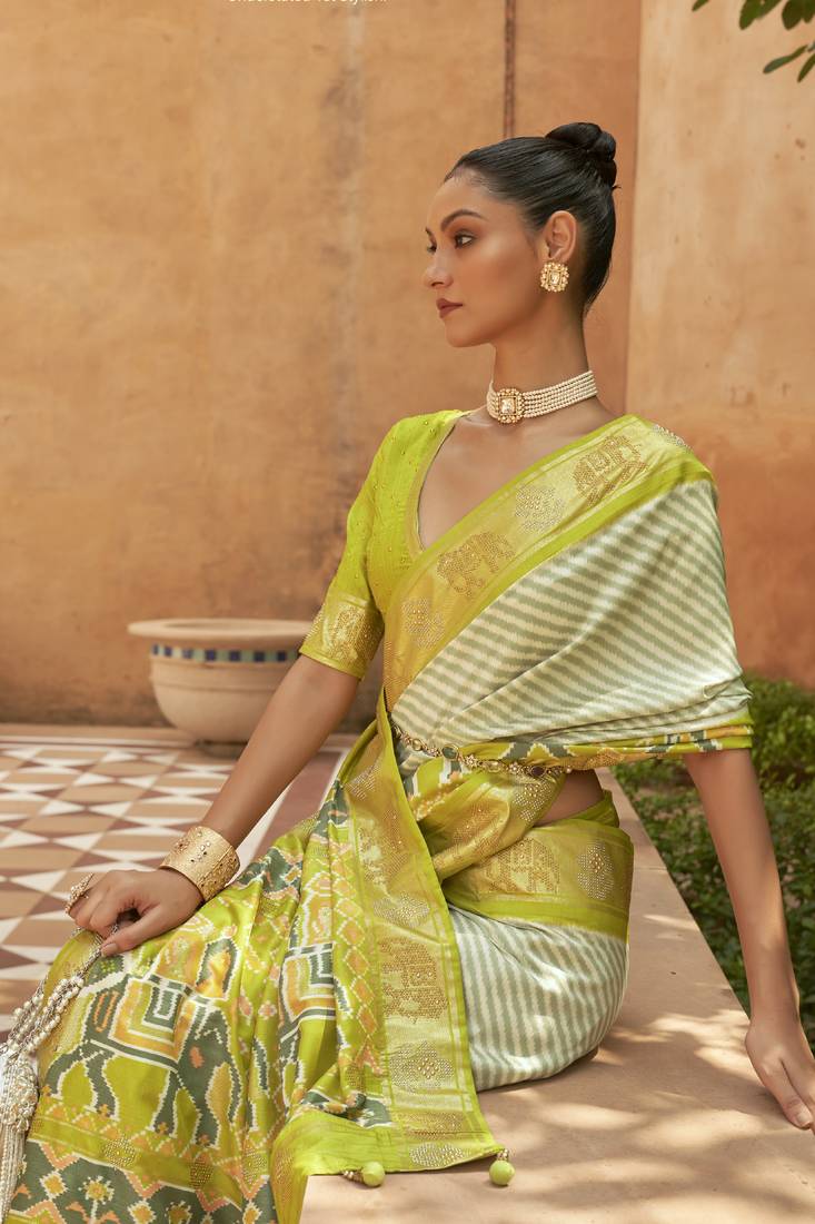 Mehendi woven pure silk blend saree with blouse - Elora Fashion - 4115996