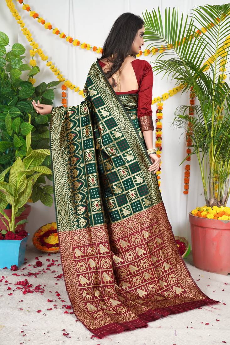GREEN BANDHNI PATOLA HATHI DESIGN BEAUTIFUL SAREE - Mr & Mrs Creation ...