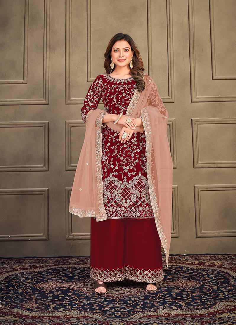Red embroidered velvet salwar - Monjolika - 4133815