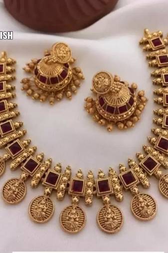 Gold Color Jewellery Online | Buy Gold Jewelry Colours for Women in India