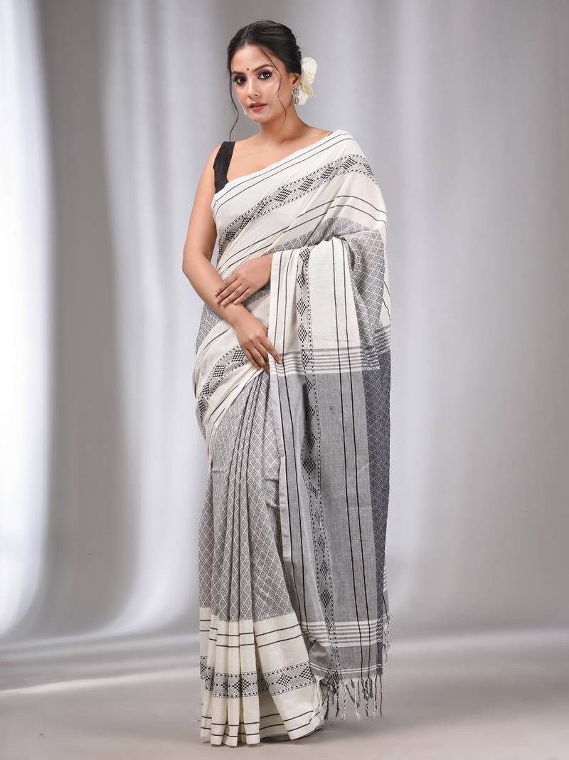 White Cotton Handwoven Saree With Texture Designs - Charukriti - 4209544