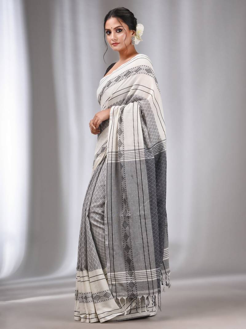 White Cotton Handwoven Saree With Texture Designs - Charukriti - 4209544