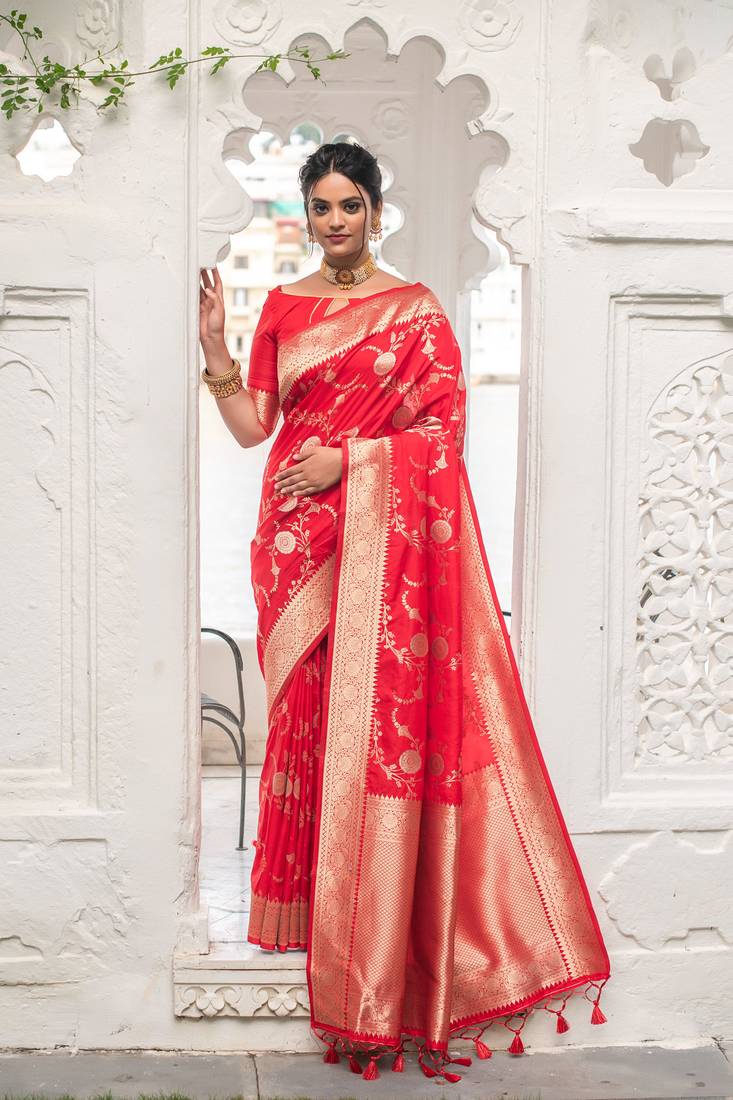 RED MOST UNIQUE PRETTY SILK SAREE - Mr & Mrs Creation - 4216312