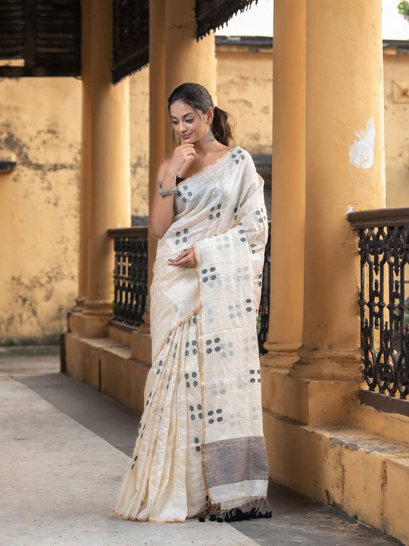 White Tasar Silk All Body Black Handwoven Buti Jamdani Saree ...
