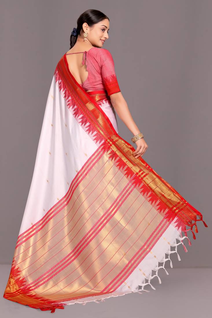 White Woven Cotton Silk Paithani Saree With Blouse - Samvegi Creation ...