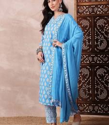 women blue rayon blend floral printed straight kurta trouser with ...
