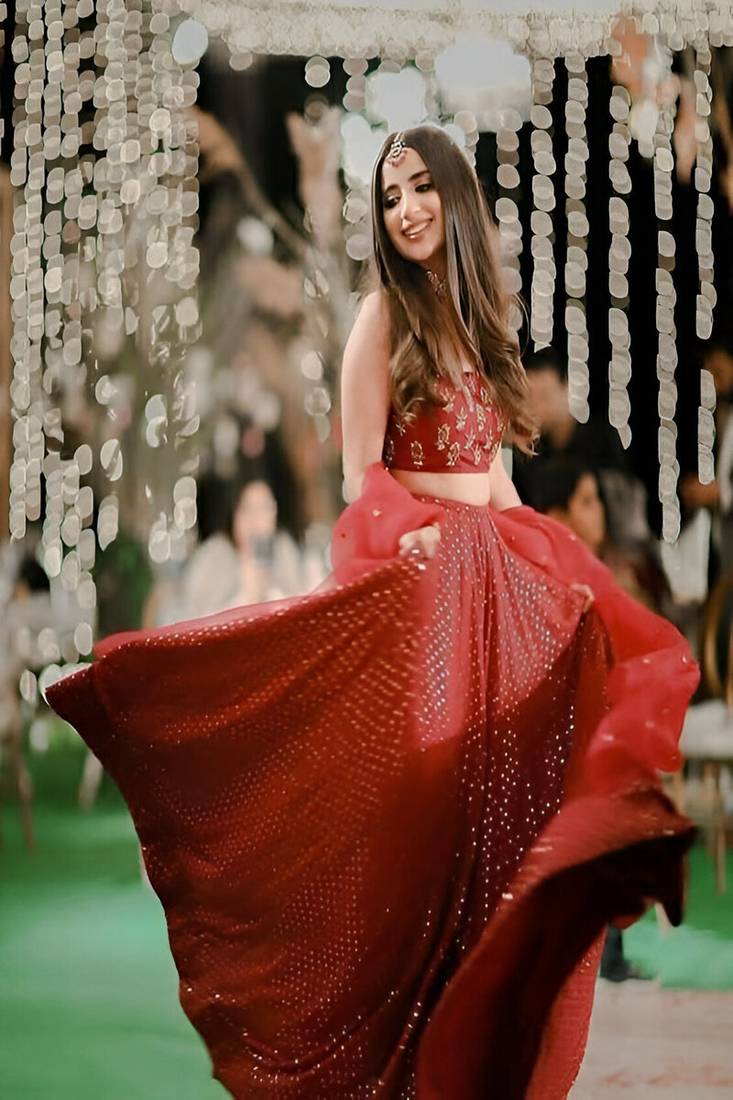 Red Sequence With Thread And Jari Embroidery Work Faux Georgette Semi ...