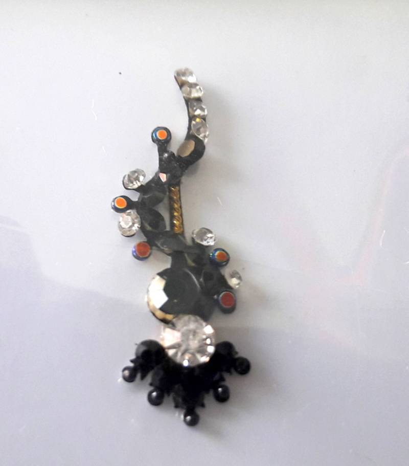 Spiral Shape Long Black Bindi - Kamal's Fashion - 906053