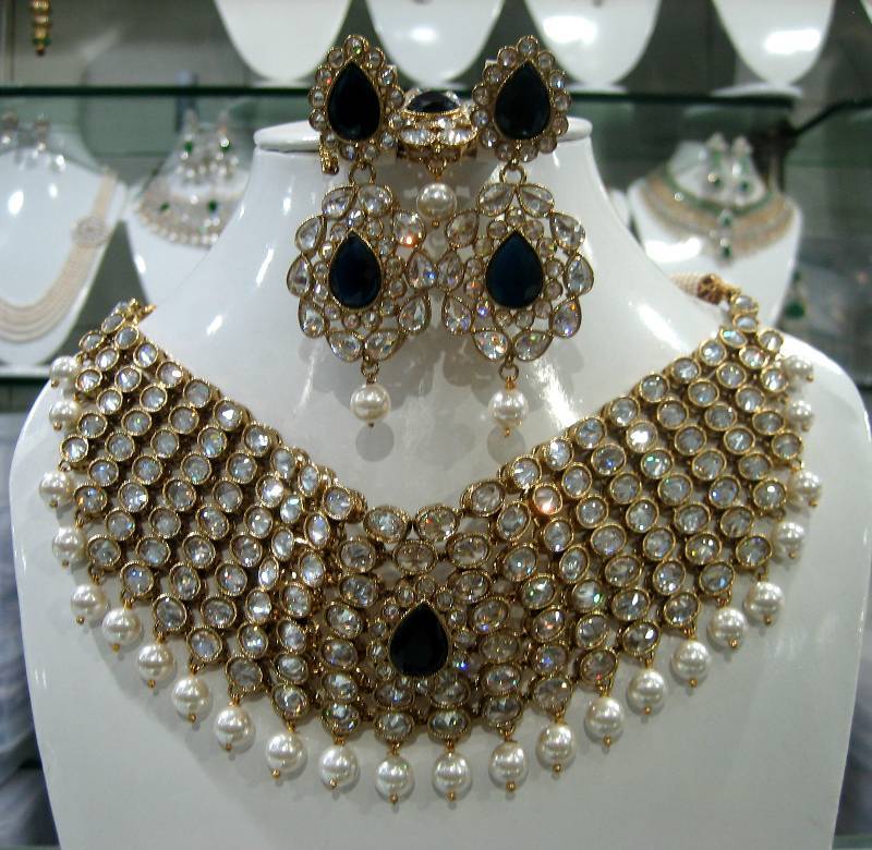 Royal Designer Ethnic Collection No. 059 - Royalty - 117561