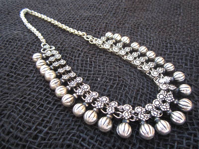 Silver metallic metal necklaces - Nazaquat - 1122570