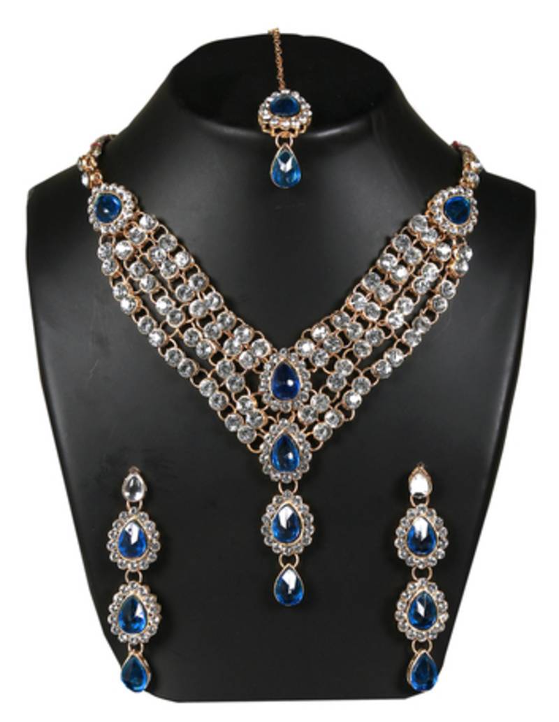 Blue Diamond Heavy Necklace Set For Beautiful Girls And Woman Gatishvam Mart 1149233