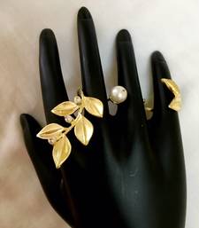 Three finger ring for women - Njewels - 1407631