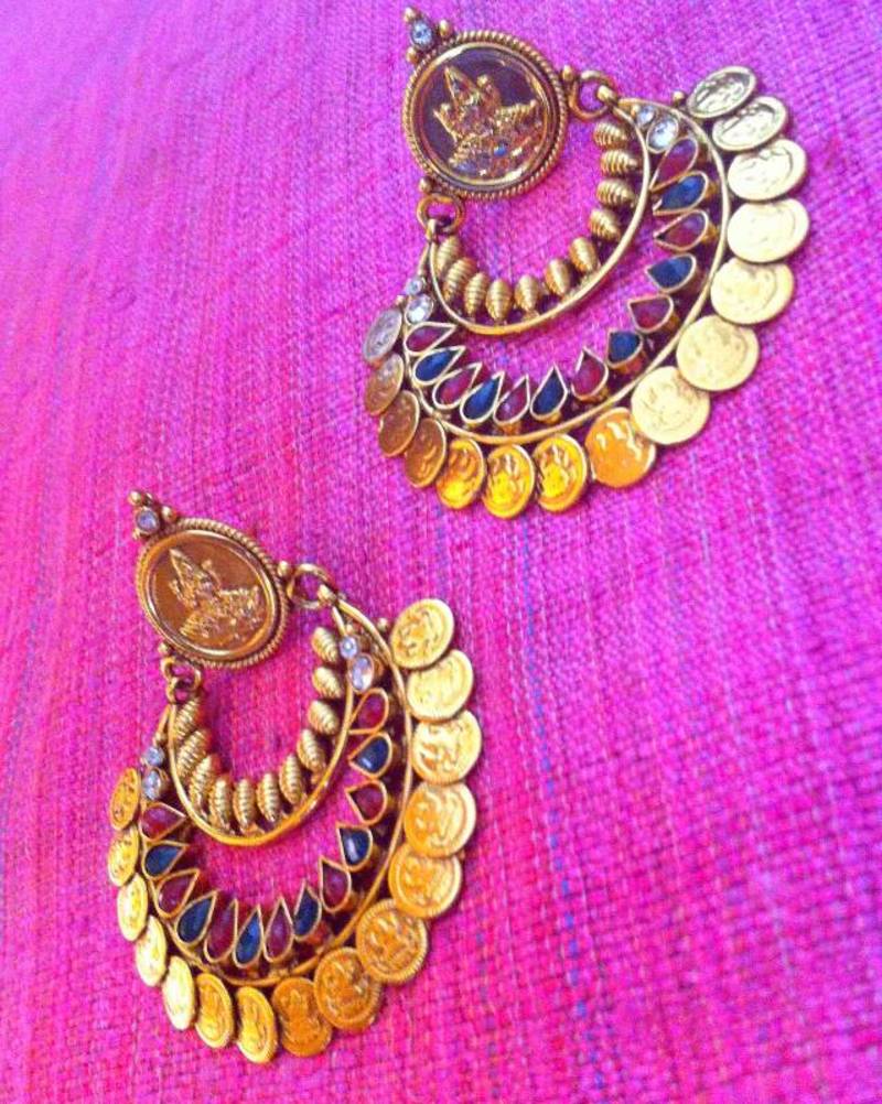Goddess Lakshmi coin ginni South Indian ethnic polki jewelry pearl ...