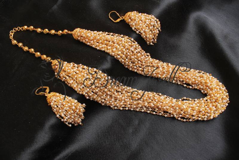 Gorgeous Multistrand Pearl Bunch Trendy Necklace Set - DREAMJWELL - 235646