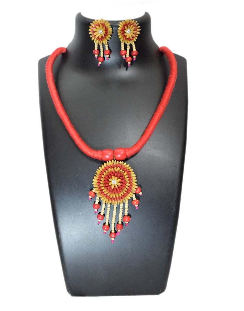 Paddy Grain Hansuli Set Red&Beige - Richa Pandey - 1792057