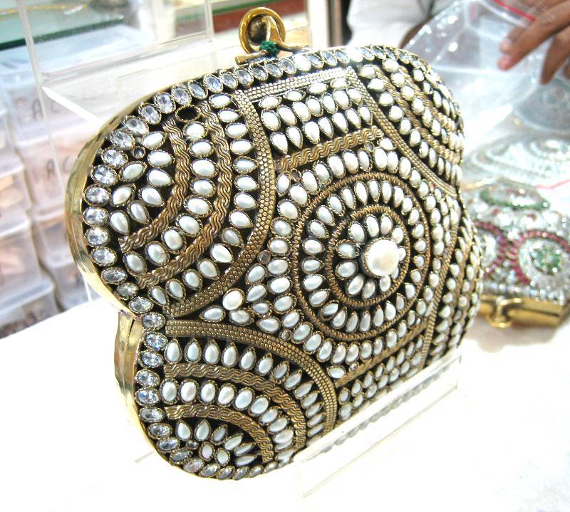 Royal Designer Ethnic Collection Clutcher - Royalty - 247432