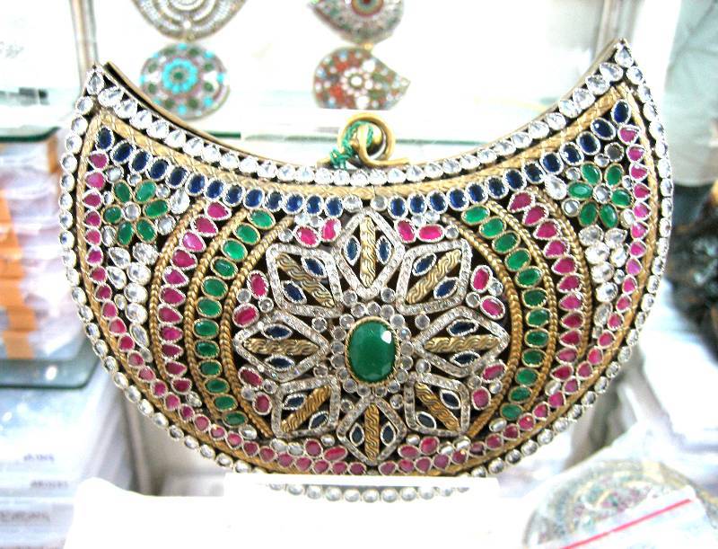 Royal Designer Ethnic Collection Clutcher - Royalty - 247436