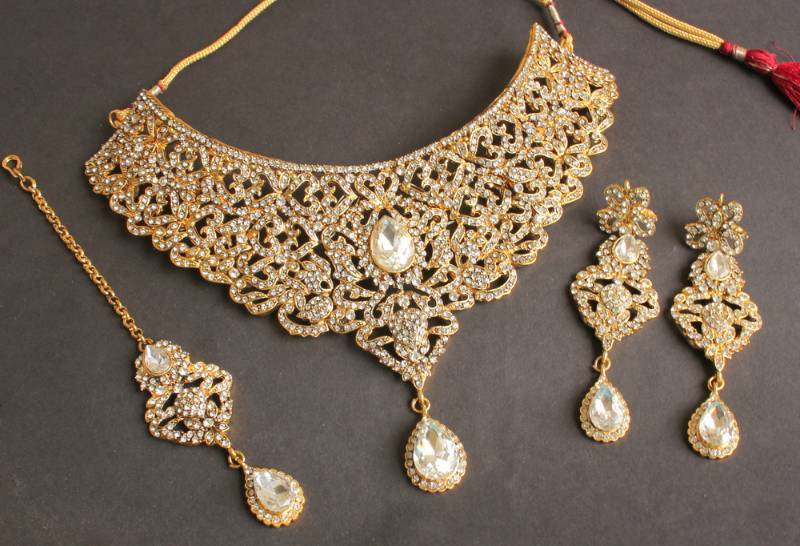 Beautiful Sparkling White Stones Dull Gold Finish Bridal Necklace Set ...