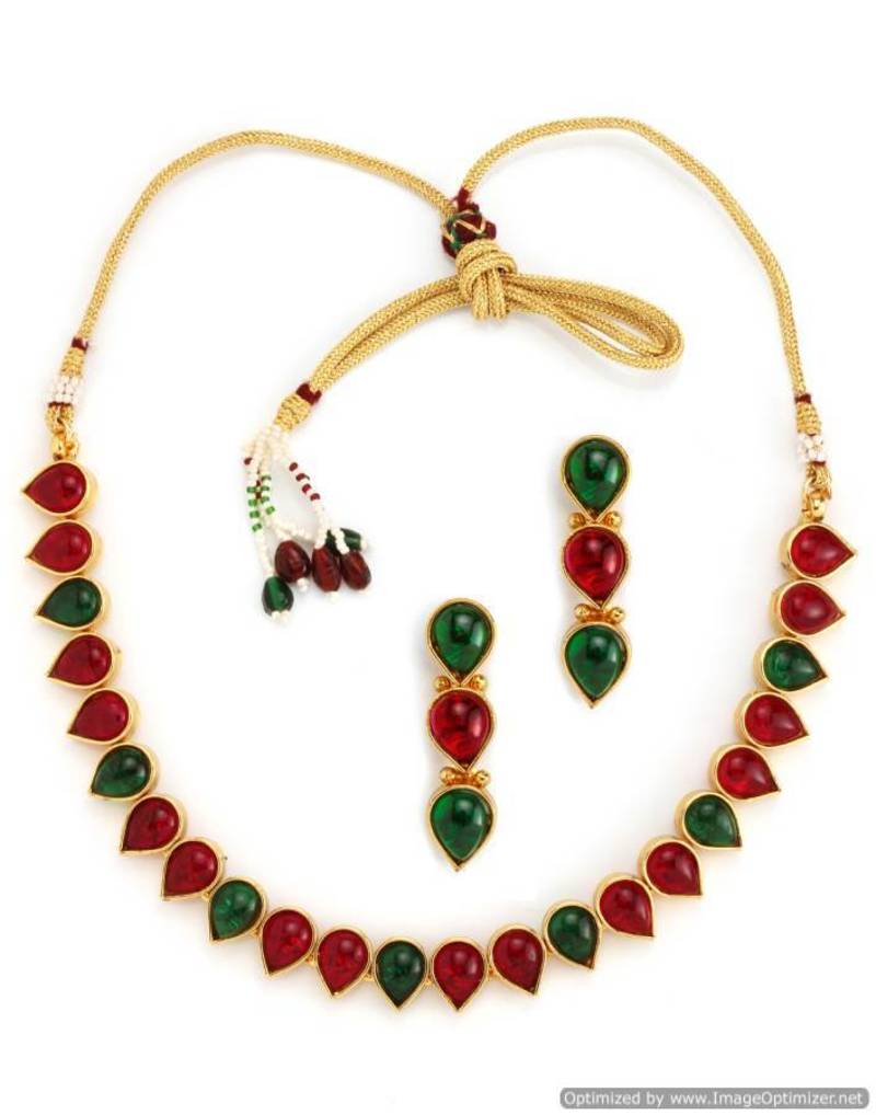 Execlusive traditional earring collection - Aira Luxury Fashion ...