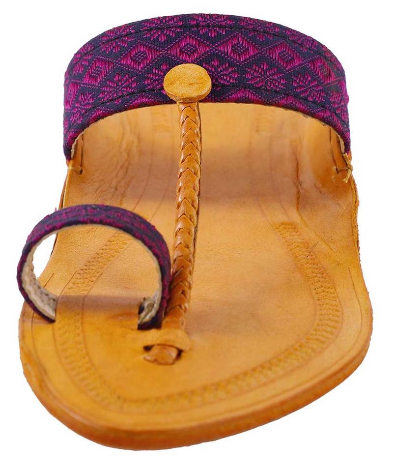Authentic Magenta Kolhapuri Chappal With Guledgudda Khun Fabric Upper ...