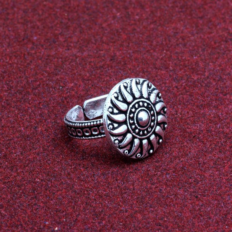 Silver Color Flower Shaped Oxidised Rings - Jaipur Mart - 2716294