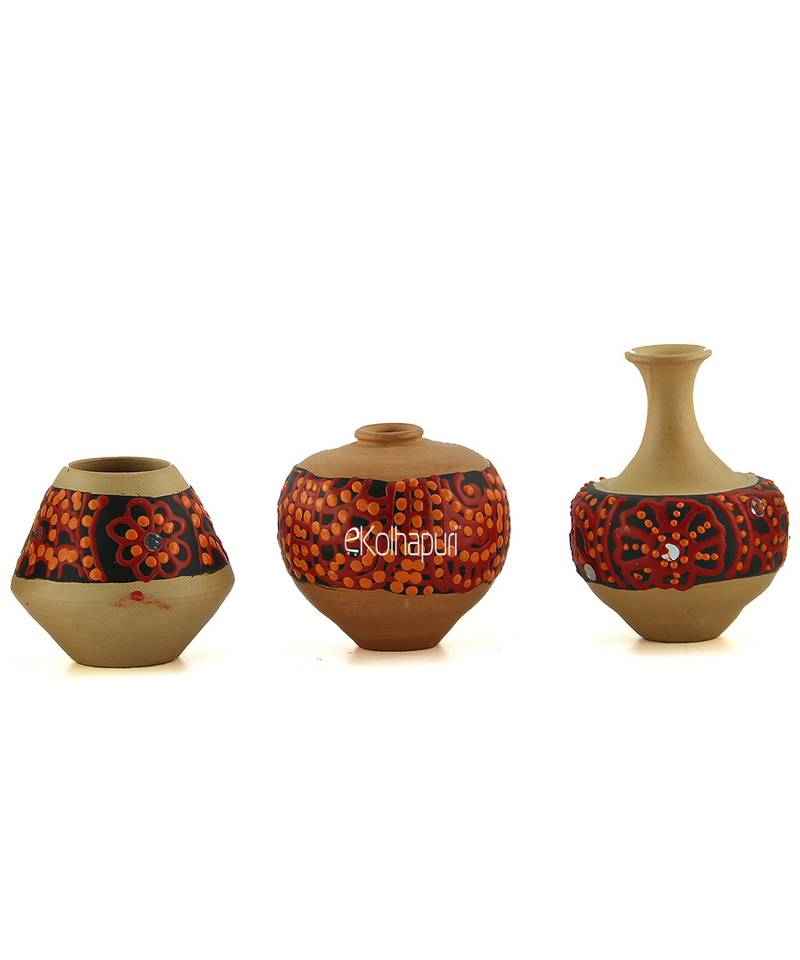 Handmade 3D Work Mini Three Show Piece Terracotta Pot Set Idols And ...