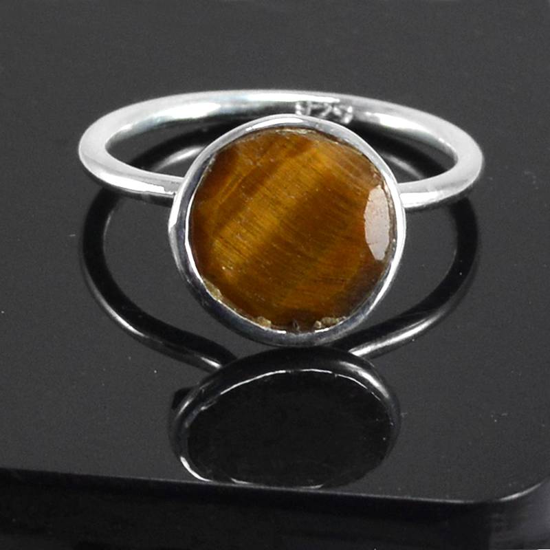 Brown crystal rings - Rituu Agarwal - 2826482