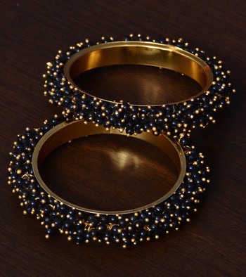 Black Beaded Gold Plated Pair of Bangles for Women - PINK PITCH - 2922798