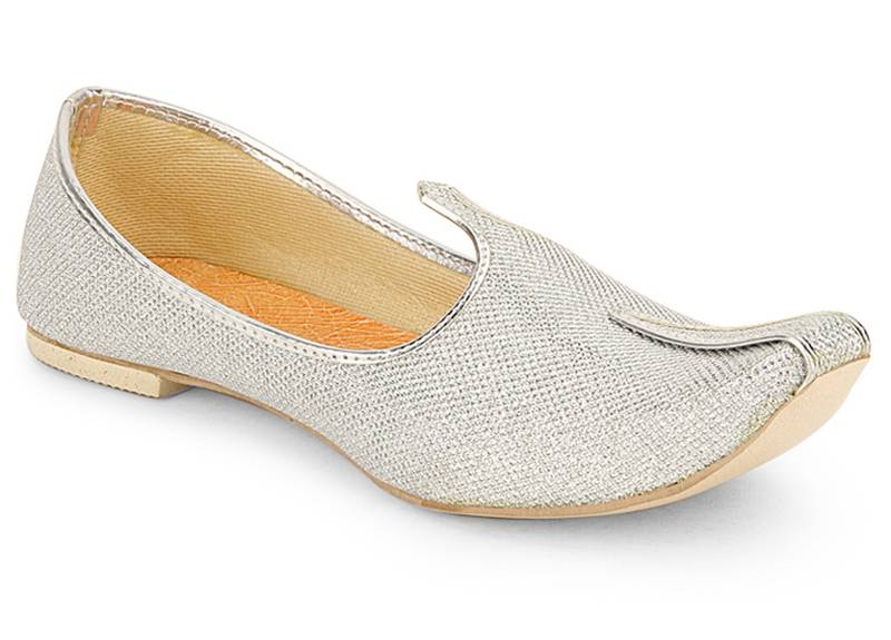 Handmade Indian Ethnic Loafers For Men, Silver Wedding Shoes - Mohuk ...