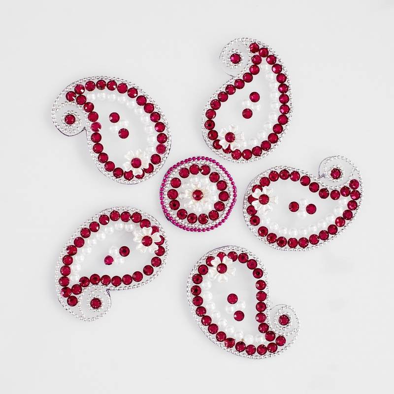 Decorative Crystal Floor Rangoli - Keri Design - eCraftIndia - 3077888