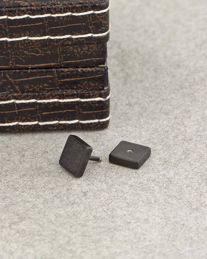Stud Out Stylish Black Square Stud - Voylla - 3093003