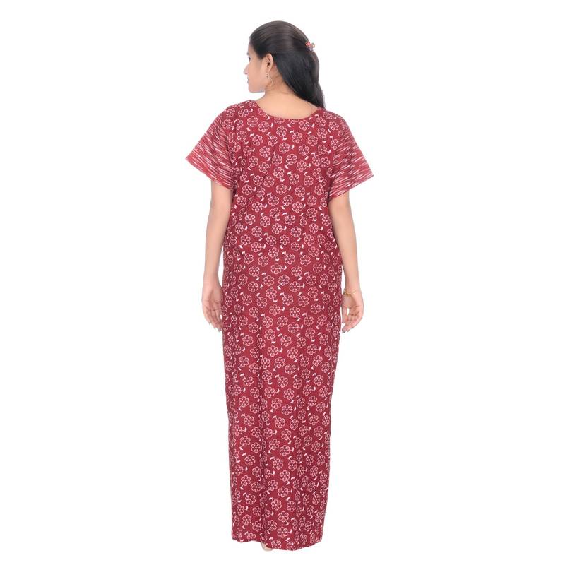 Red & White colour Floral Design Printed Square Neck Cotton Nighty For ...