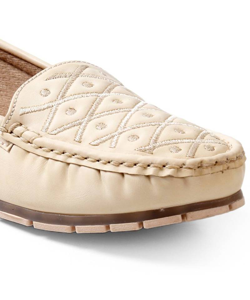 Women Beige Synthetic Leather Loafers - Meriggiare - 3142073
