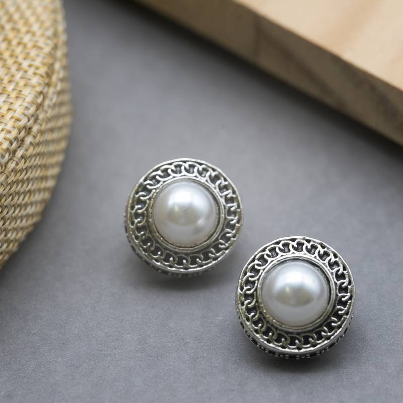 White studs - Kiyara - 3153712