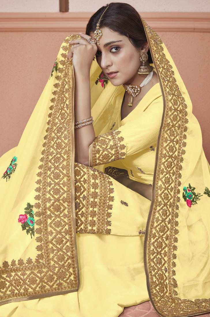 Yellow embroidered silk salwar - Lilots - 3221036