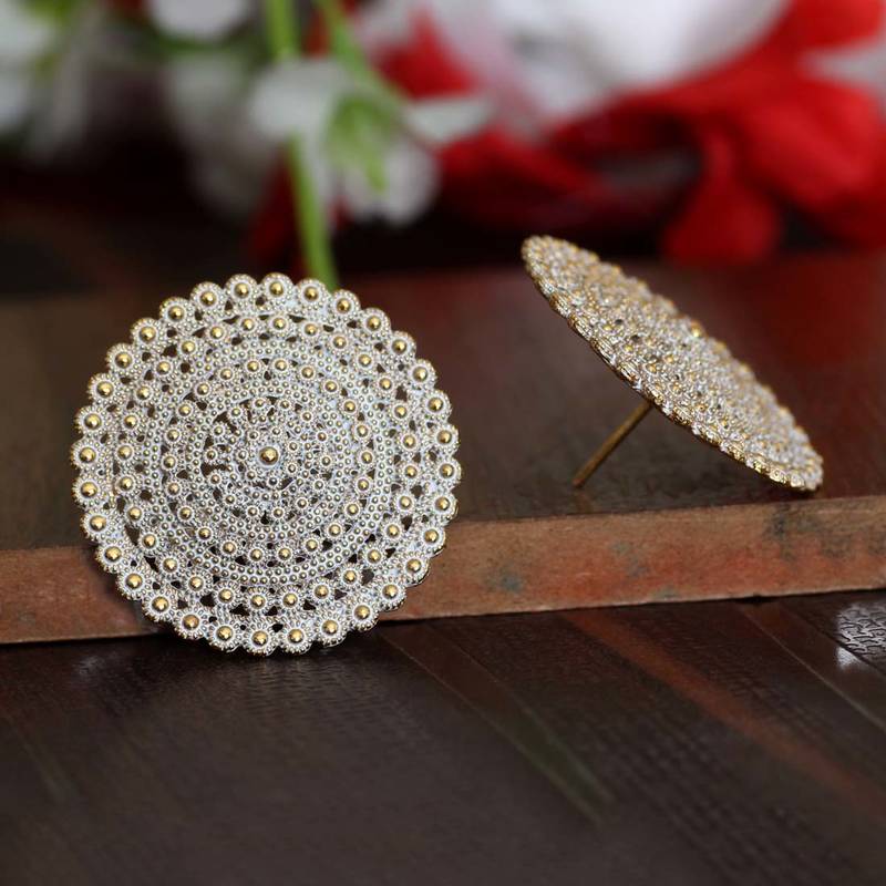 White studs - Jaipur Mart - 3382406