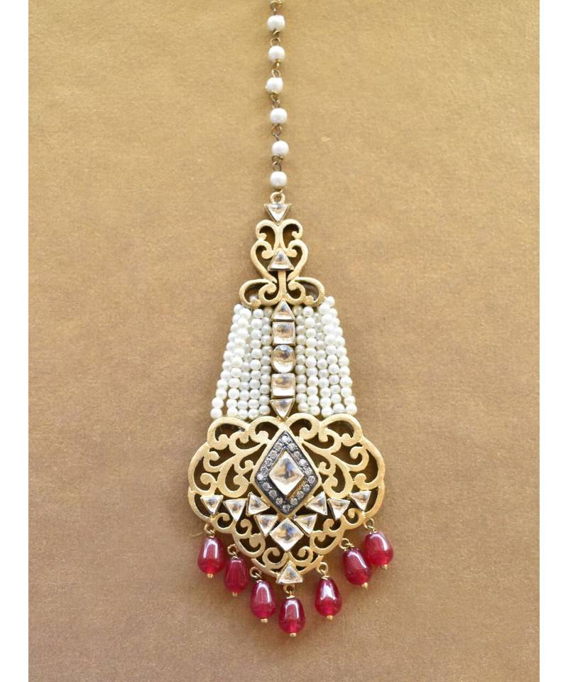 Pearl Maang Tikka with Red Beads - Our Purple Studio - 3387301