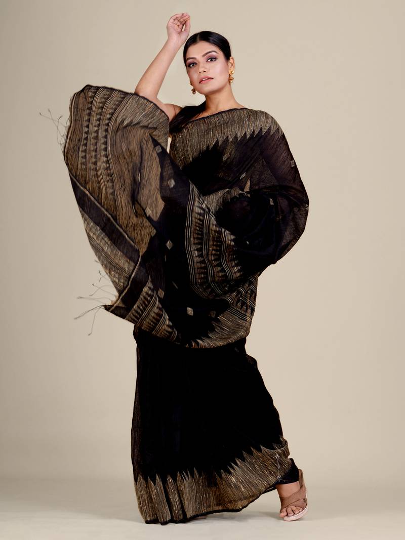 Black hand woven matka silk saree with blouse - Sajasajo - 3752467